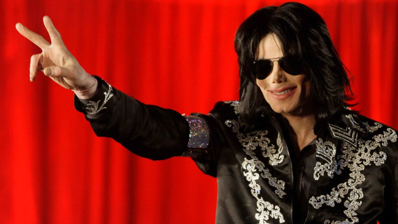The Mystery of Michael Jackson's Height - Kraken Opus